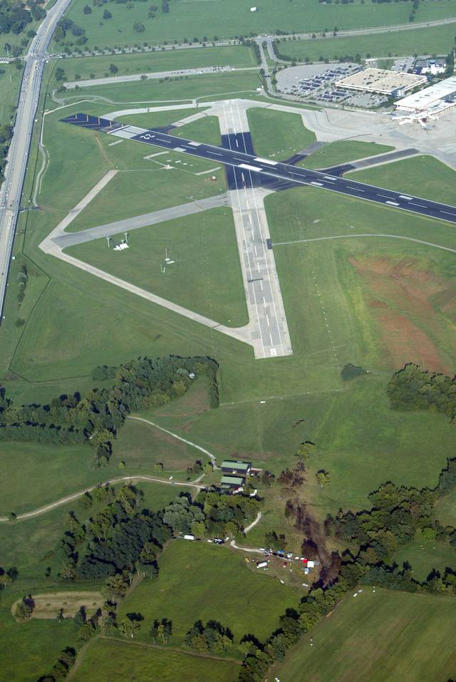 #OnThisDay in 2006, Comair Flight 5191 crashes on takeoff from the ...