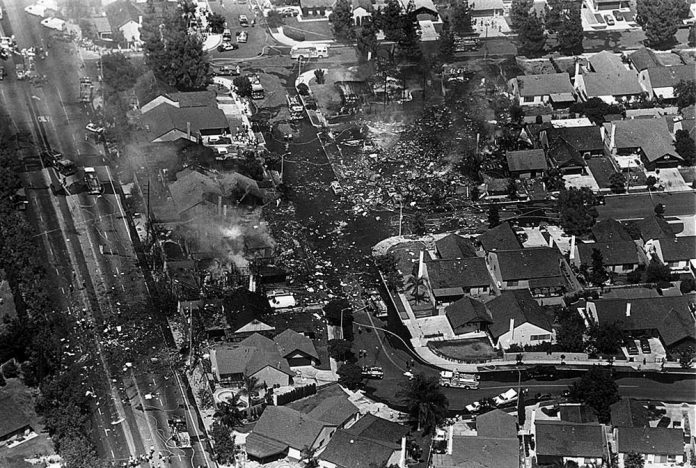 #OnThisDay in 1986, Aeroméxico Flight 498 collides with a Piper PA-28 ...