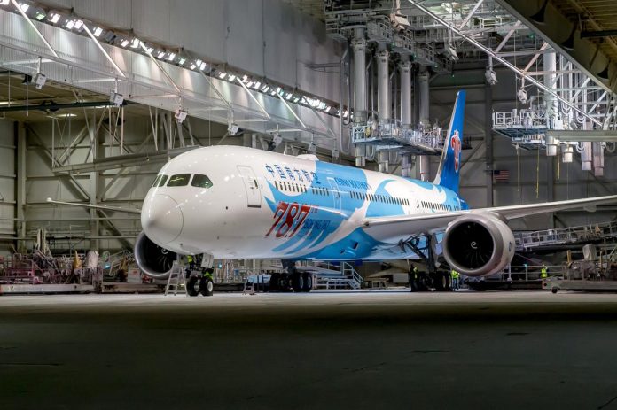 Boeing Delivers the 787th 787 Dreamliner