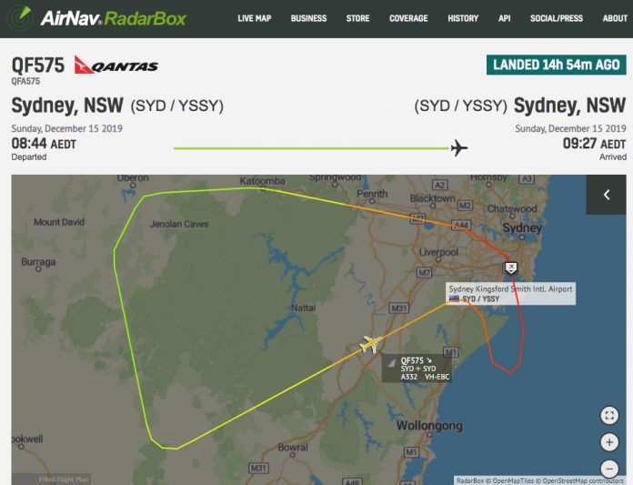 INCIDENT Qantas #QF575 was evacuated via emergency slides at Sydney ...