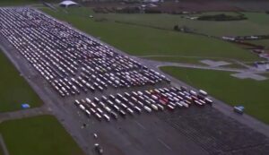 Manston airport's runway became a massive lorry park - AIRLIVE