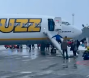Passengers of Ryanair flight evacuated via emergency slides at ...